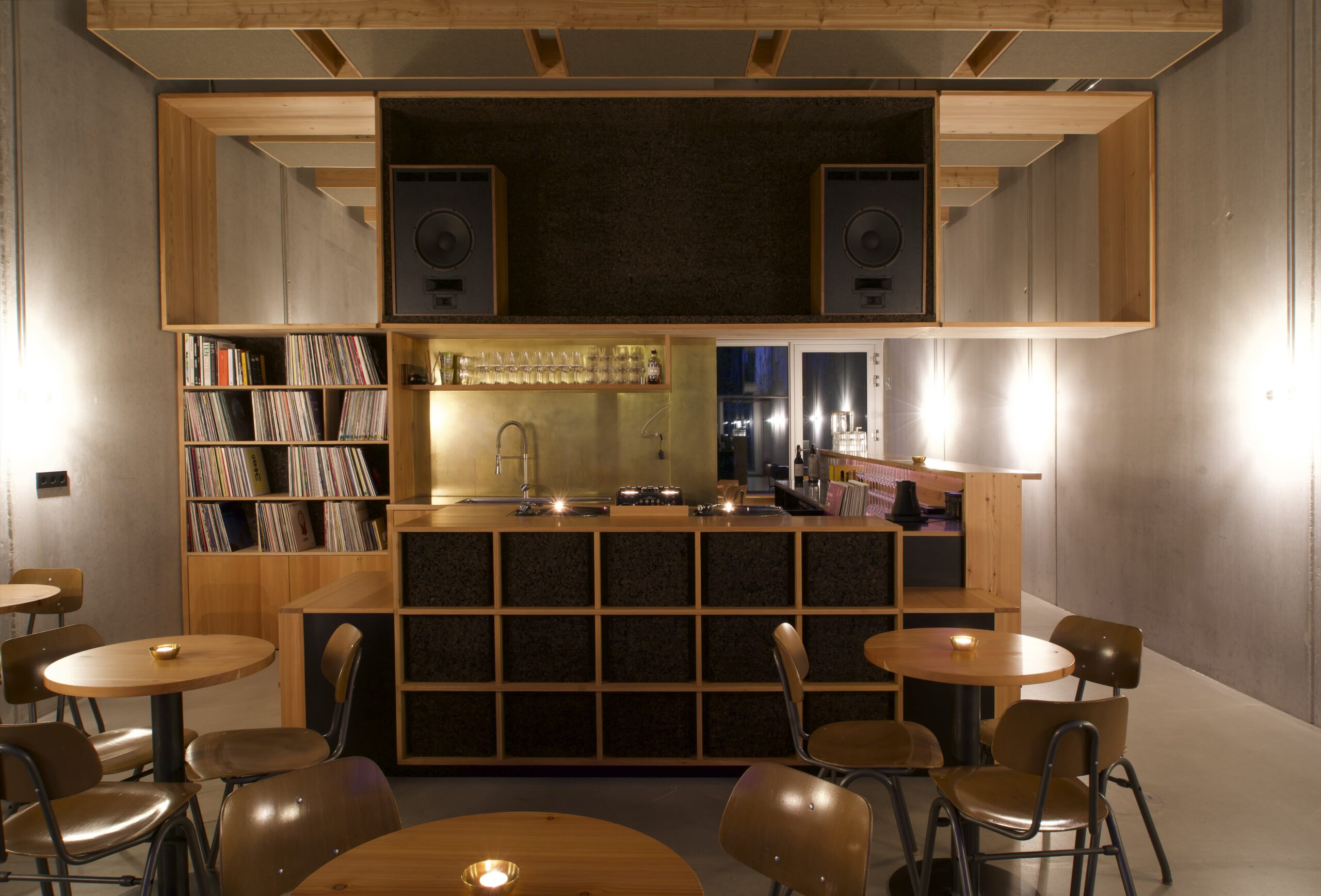 migas, a listening bar